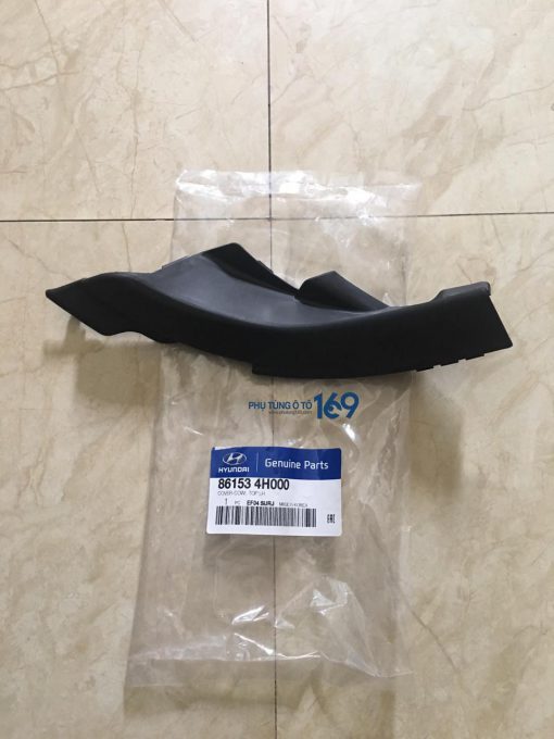 Ốp góc kính chắn gió Hyundai Starex 2013 - 2016 - Phụ Tùng 169