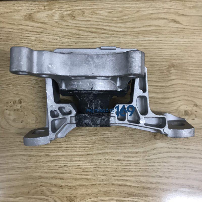 Chân Máy Focus 2015-2020 CV616F012GA - Phụ Tùng 169