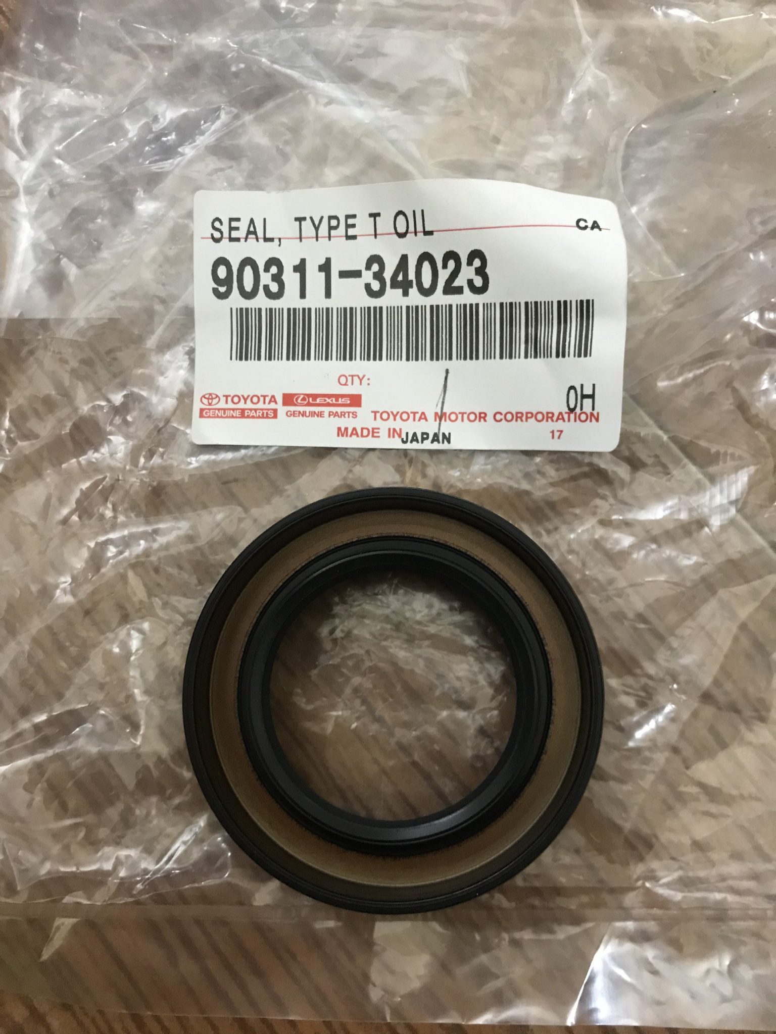 Phớt láp trong phải Corolla Altis 2004-2007 9031134023 - Phụ Tùng 169