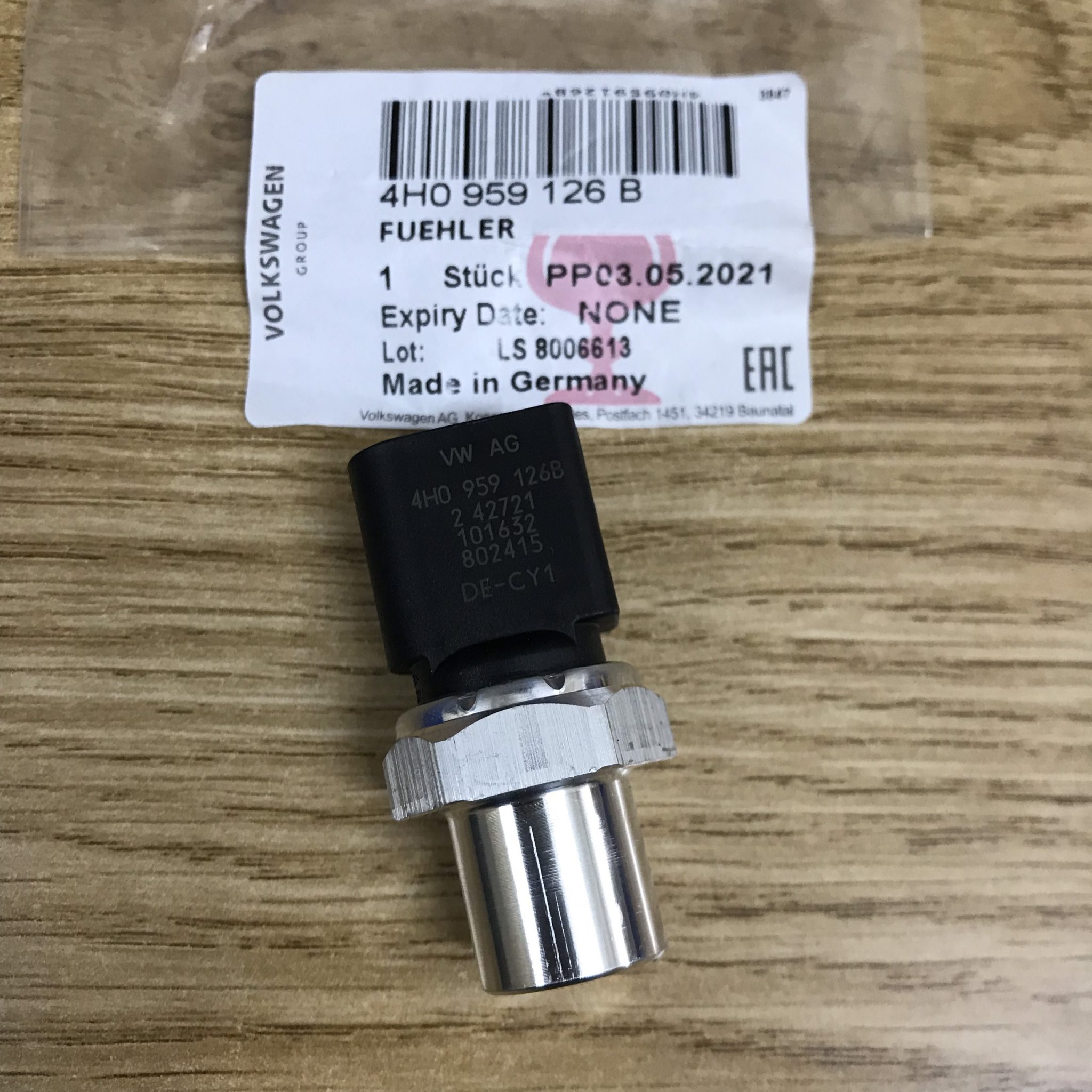 Cảm biến áp suất ga Audi A6 2013-2017 4H0959126B - Phụ Tùng 169