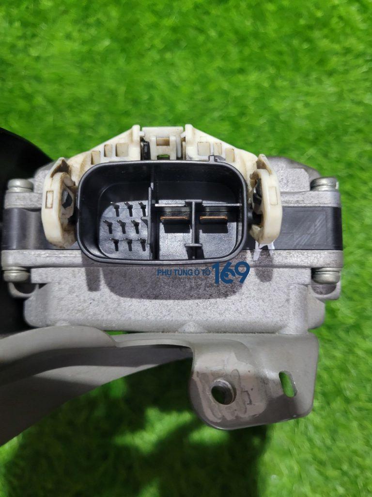 Hộp điều khiển thước lái Lexus Ls220 2005-2013 8965050150